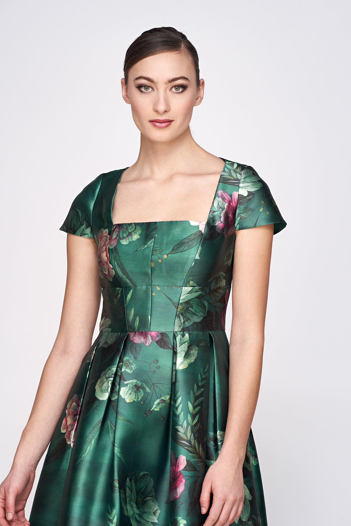 Tierney Tea Length Dress – Kay Unger